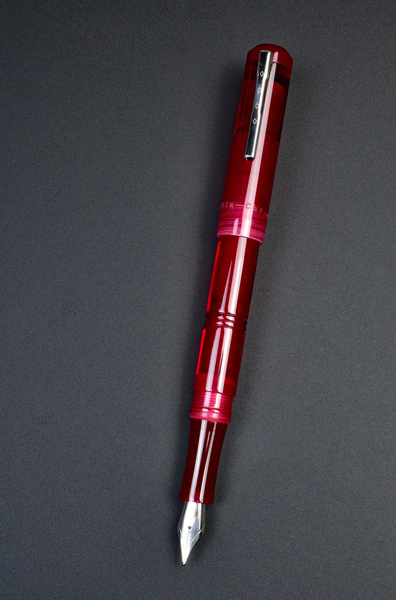 Model 31 Omnis Fountain Pen - Ruby – Franklin-Christoph