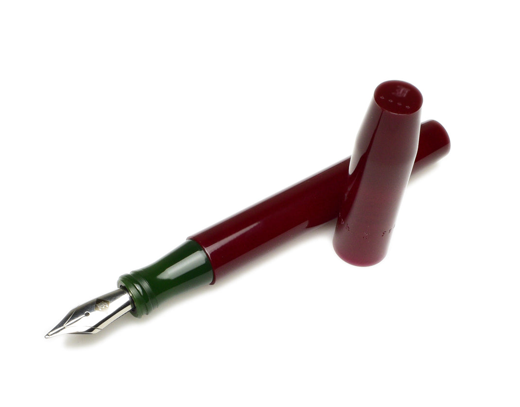 Model 46 Fountain Pen - Sweet Maroon & Vintage Green – Franklin-Christoph